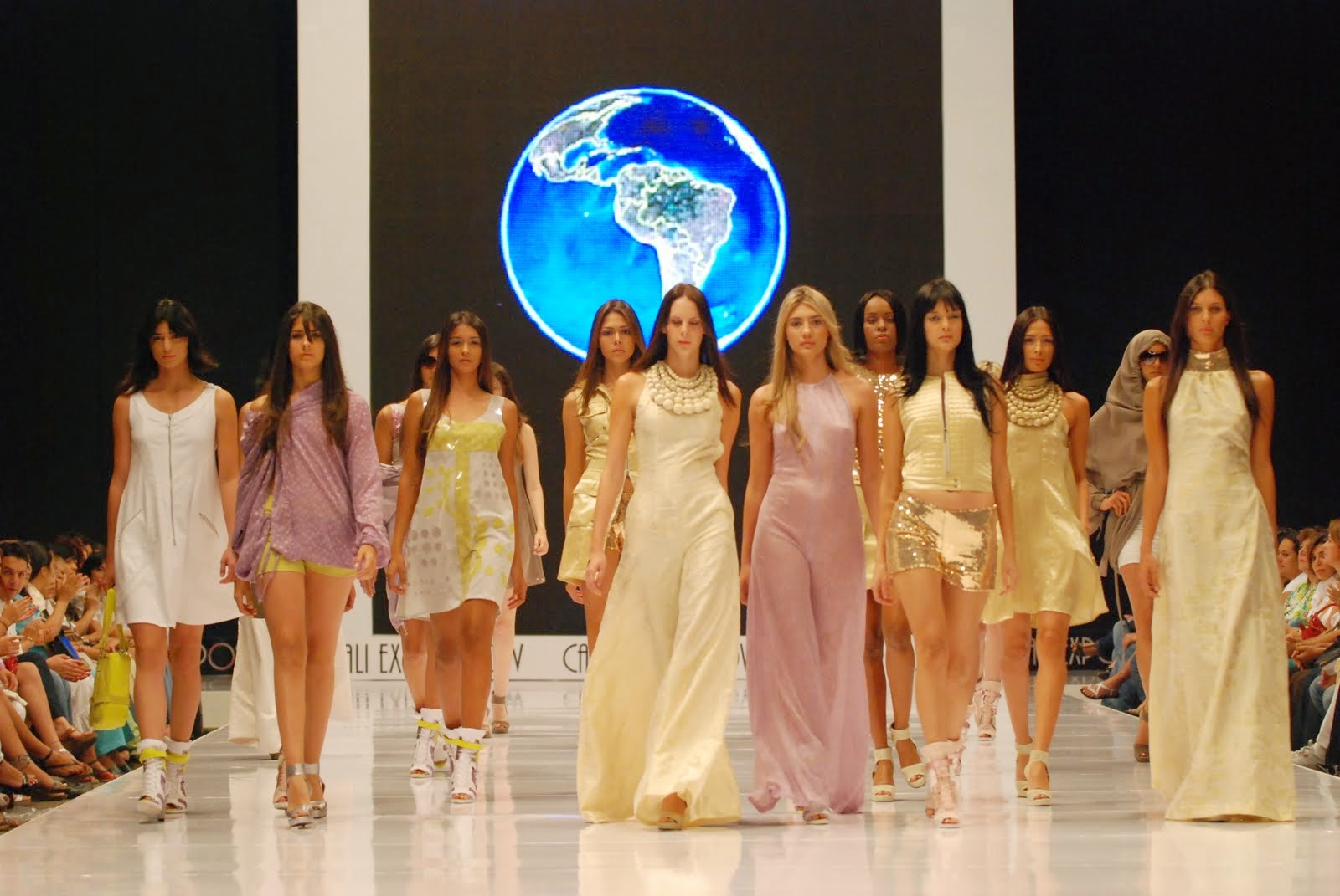 LA MODA EN COLOMBIA: 2014