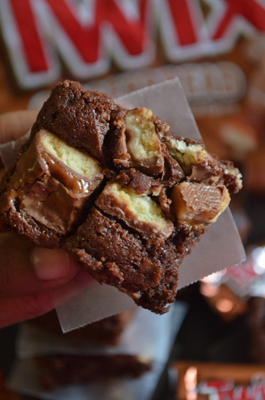 For the Love of Dessert: Chocolate-Gingerbread Twix Brownies