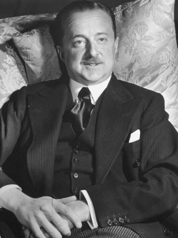 "Tweedland" The Gentlemen's club: Alfred Duff Cooper