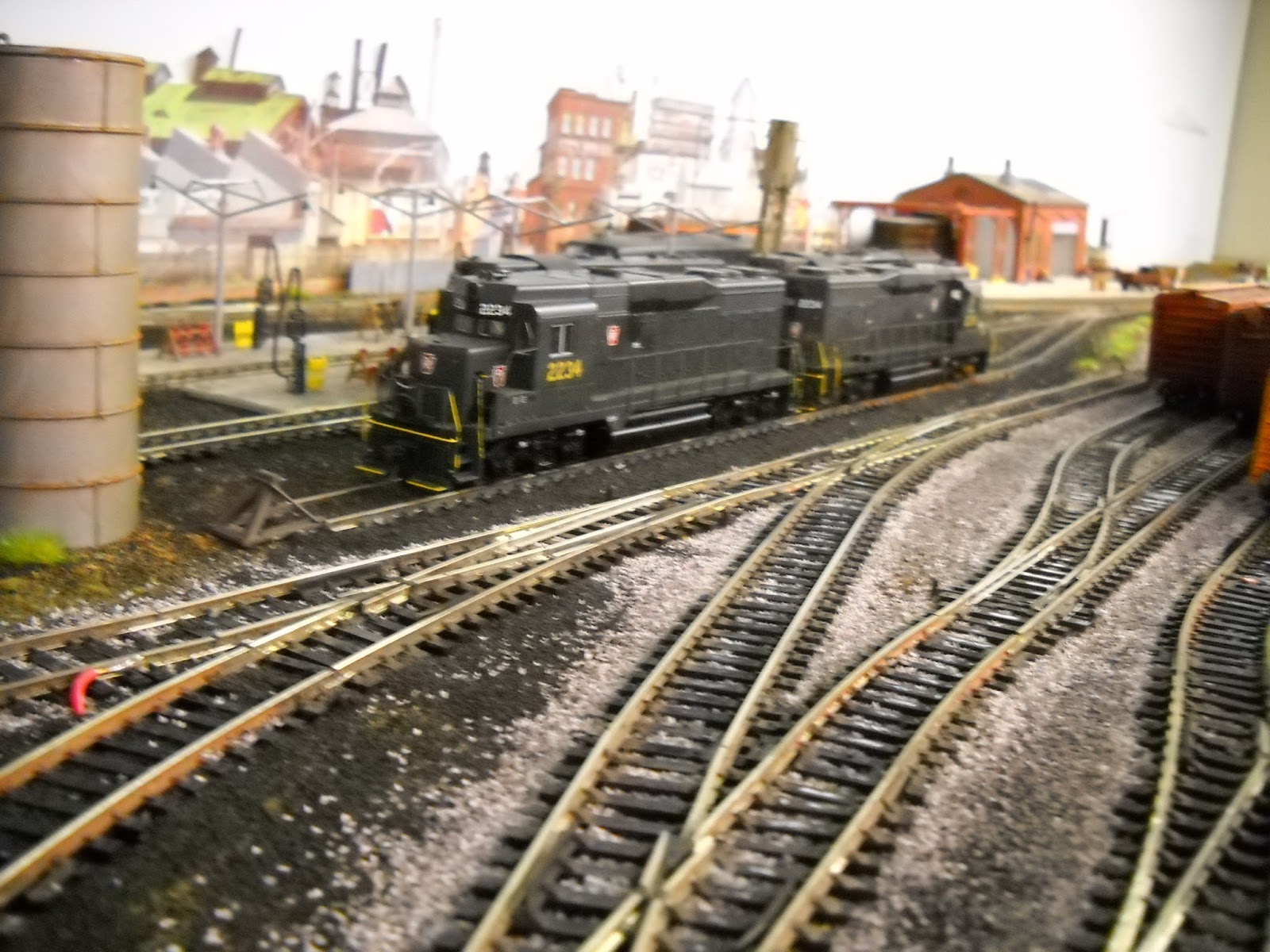 HO scale Cleveland yard - new and improved