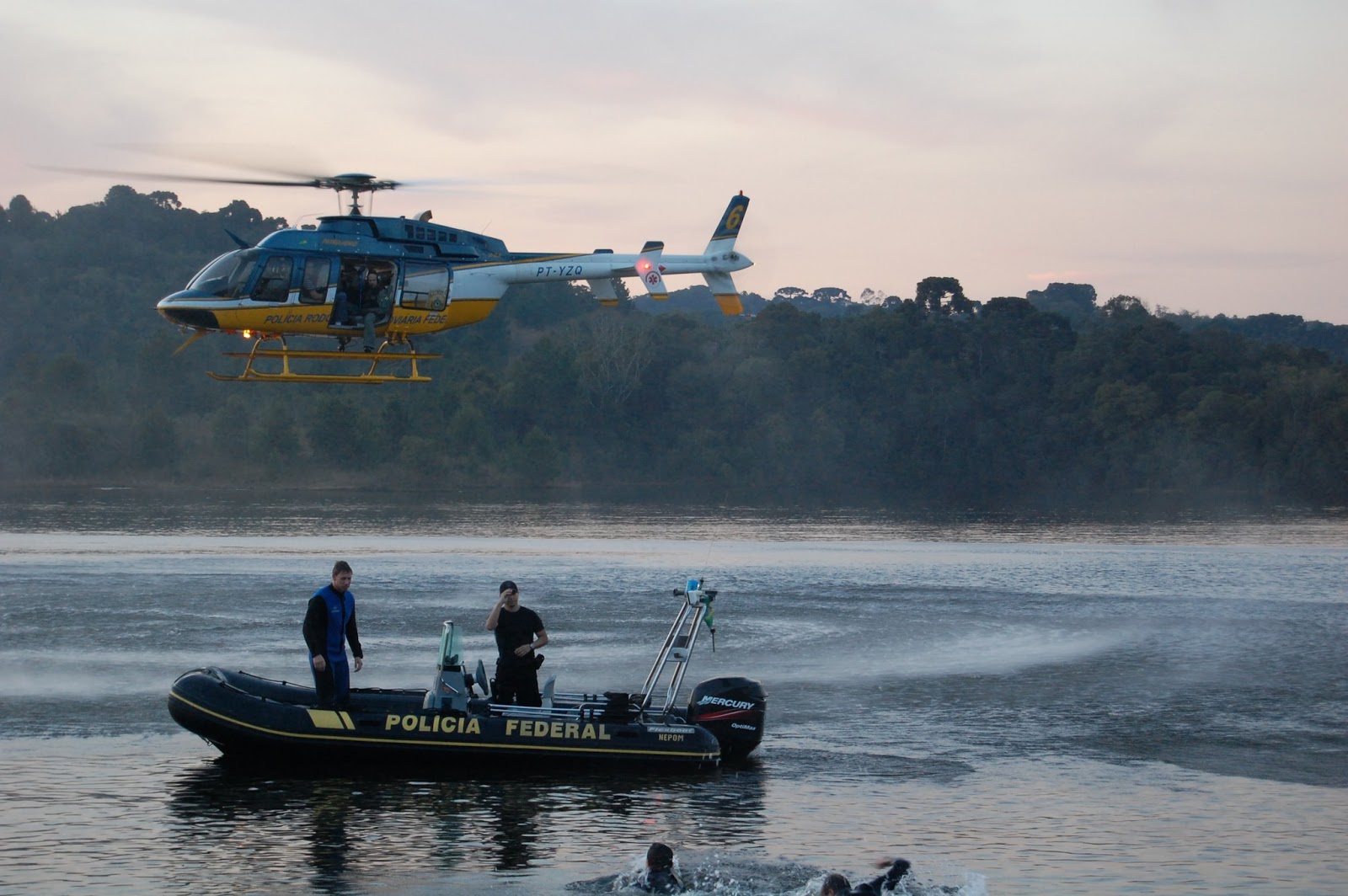 NÚCLEO DE OPERAÇÕES ESPECIAIS: 05/08/2011 - PRF do NOE/PR conclui curso ...
