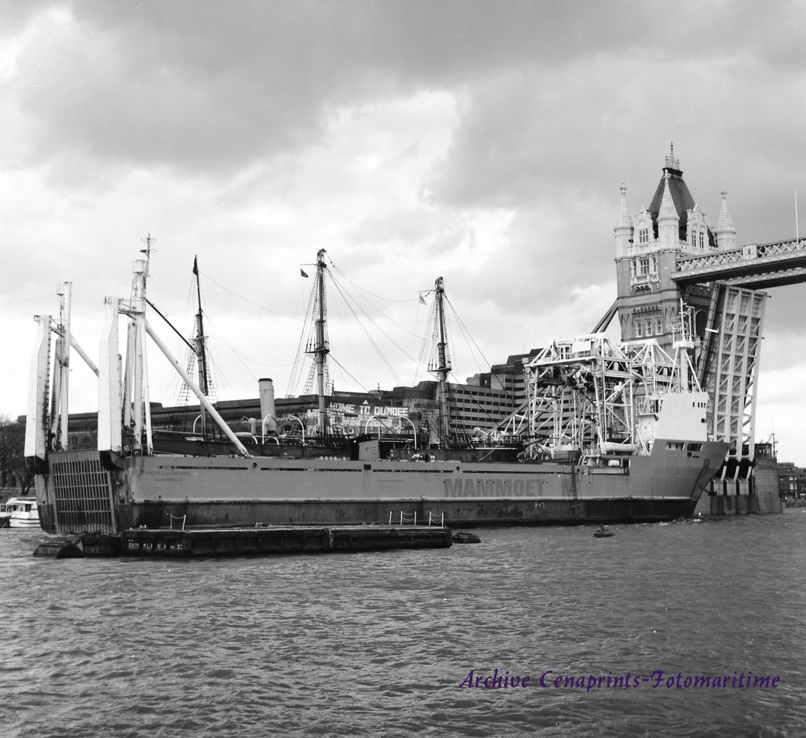 cenaships and so: September 2011