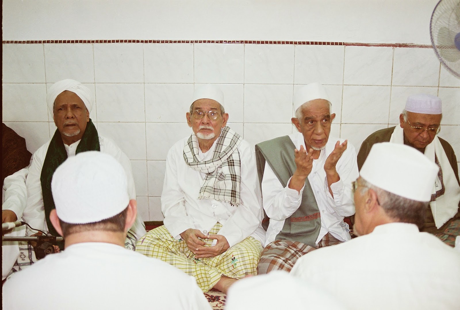 Haul Habib Neon 2004 - Majelis Ta'lim Almunawwarah