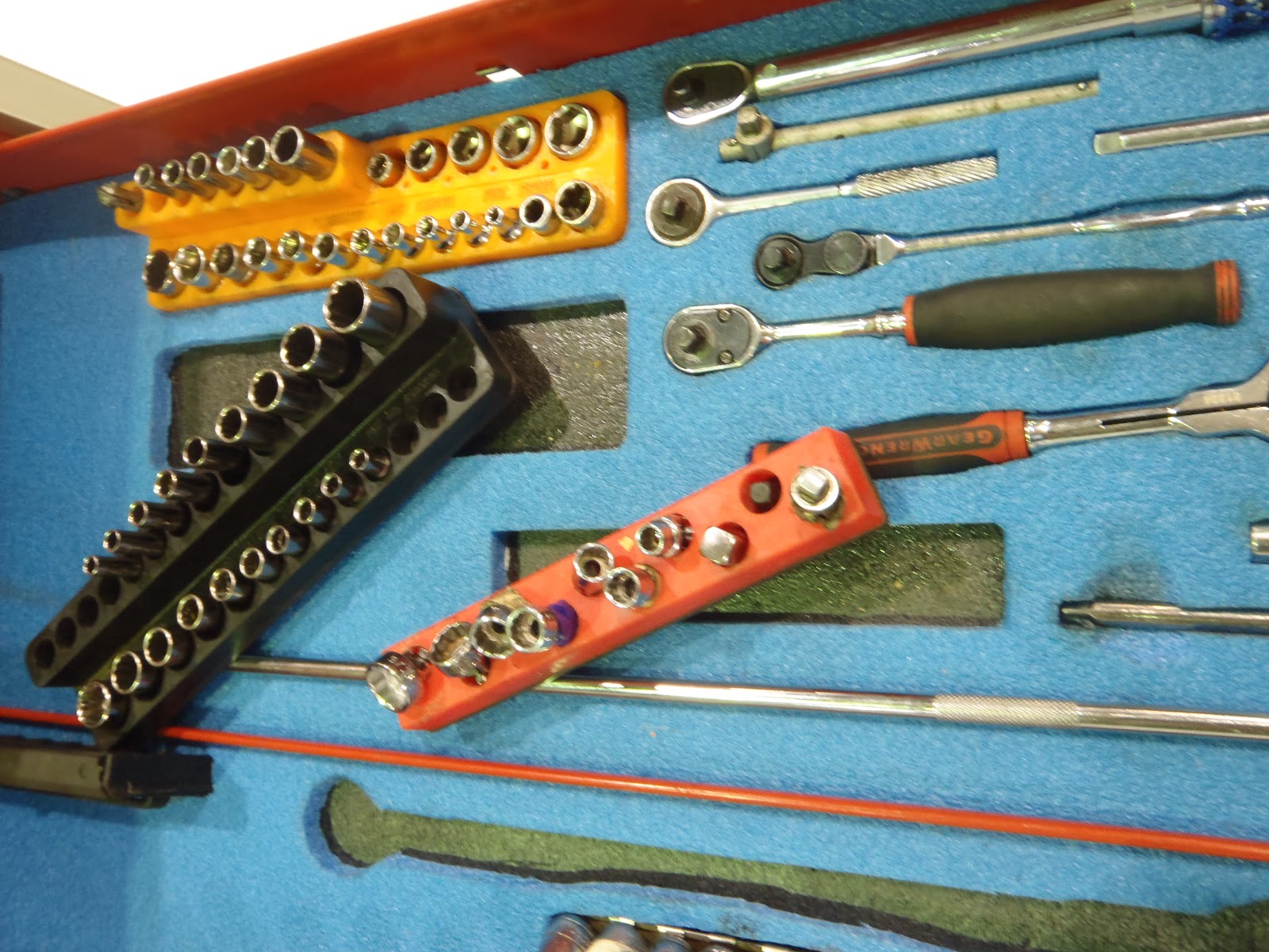 Aviation Maintenance: Tool Box Shadowing with foam