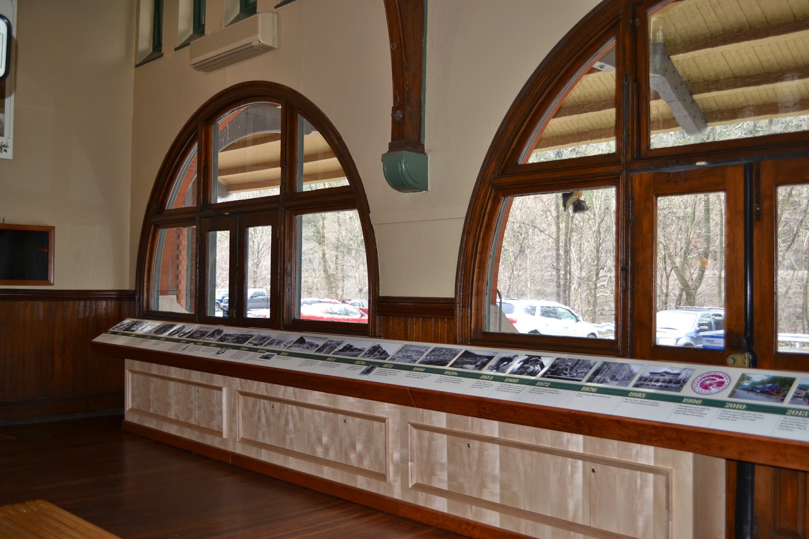 Adler Display Studios: Timeline Displays Reveal Great Moments and ...