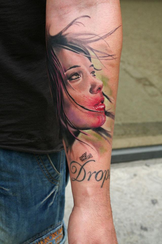 GRIFFE TATTOO: TATTOO FEITA POR GEORGE MAVRIDIS