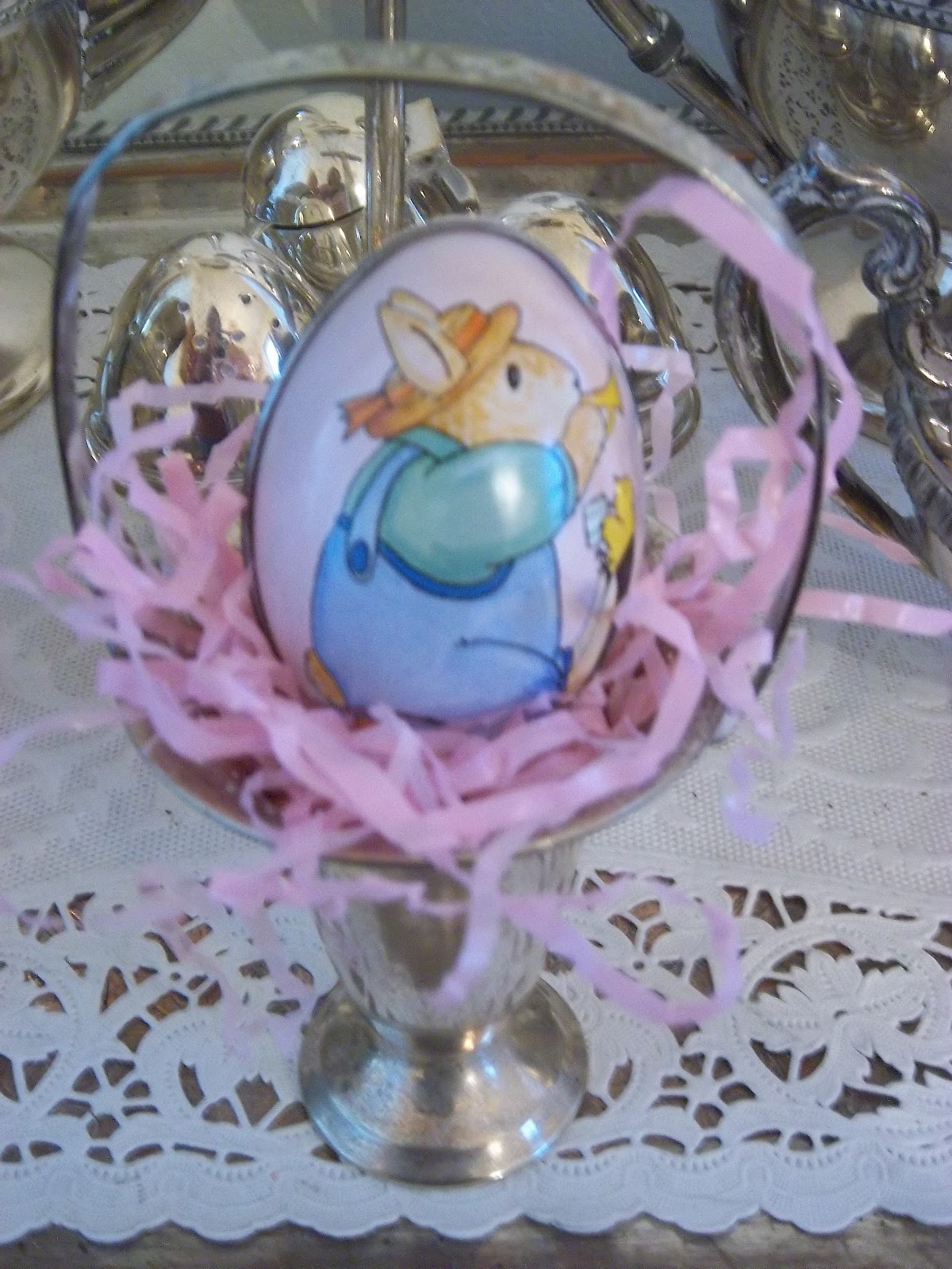 A Sentimental Life: Happy Easter Tabletop