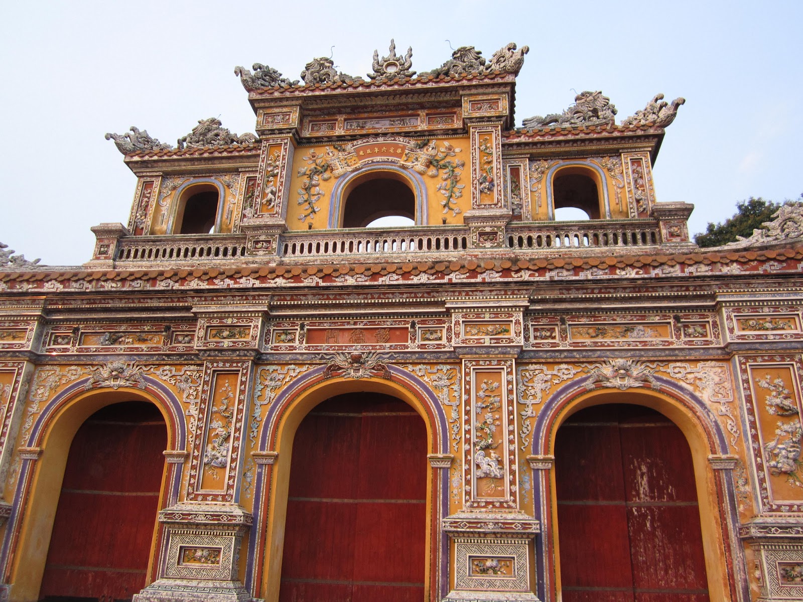 Atléticos de Hanoi / Cimbrel justiciero de Hanoi: Hué