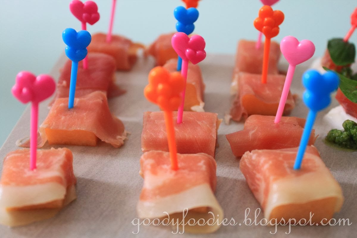 GoodyFoodies: Caprese salad canapes with basil pesto + Jamón Serrano ...