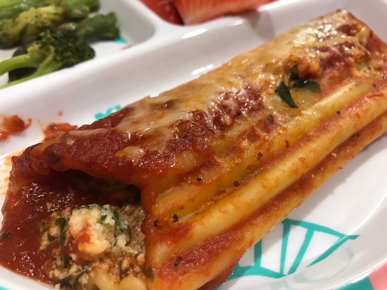 Spinach and Cheese Stuffed Manicotti