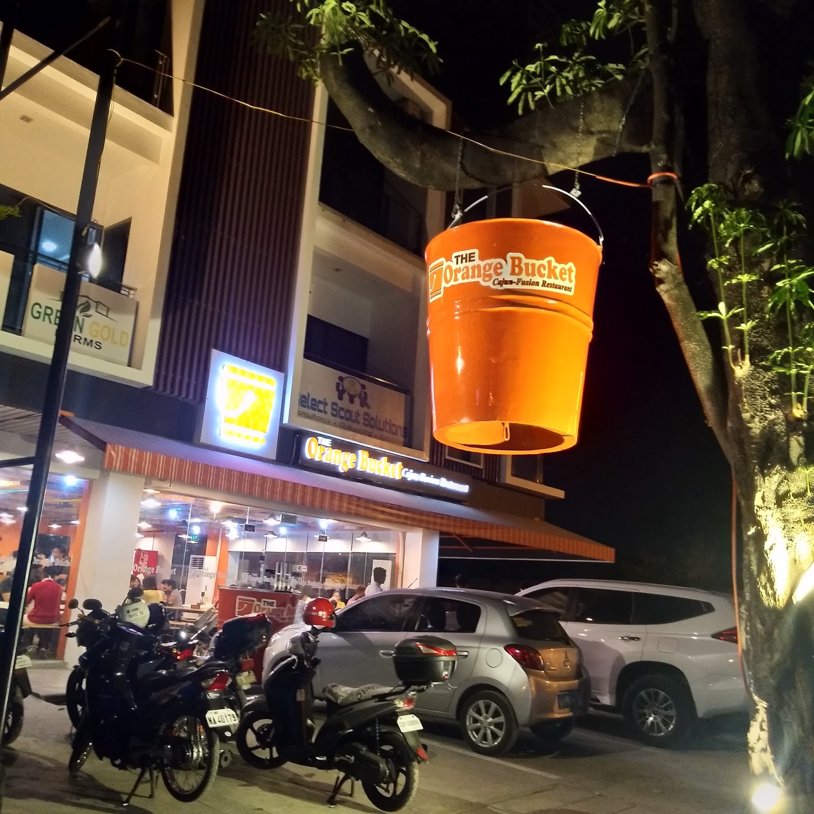 Much love, Mommy: Food Corner: The Orange Bucket in Balibago