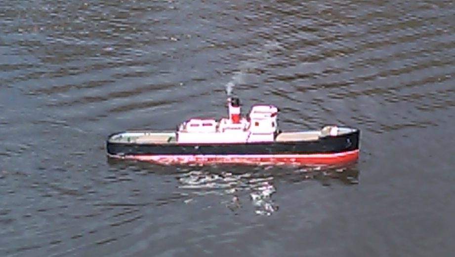 Etherow Model Boat club: Tramper steamer, 3.4.2017.