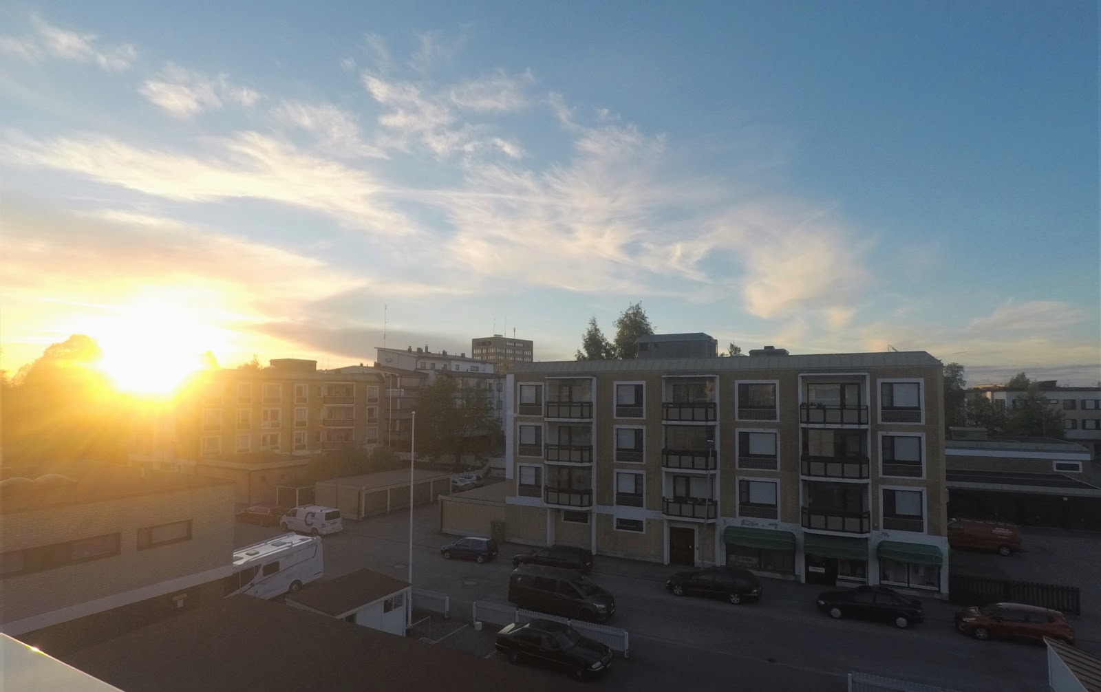 LENS and COVER - PHOTOGRAPHY: Midnight Sun (9PM to 7AM) Time Lapse in ...