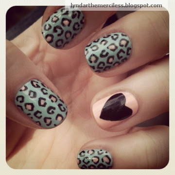 Lyndar the Merciless: Finger-fabulous Friday: I heart leopard print