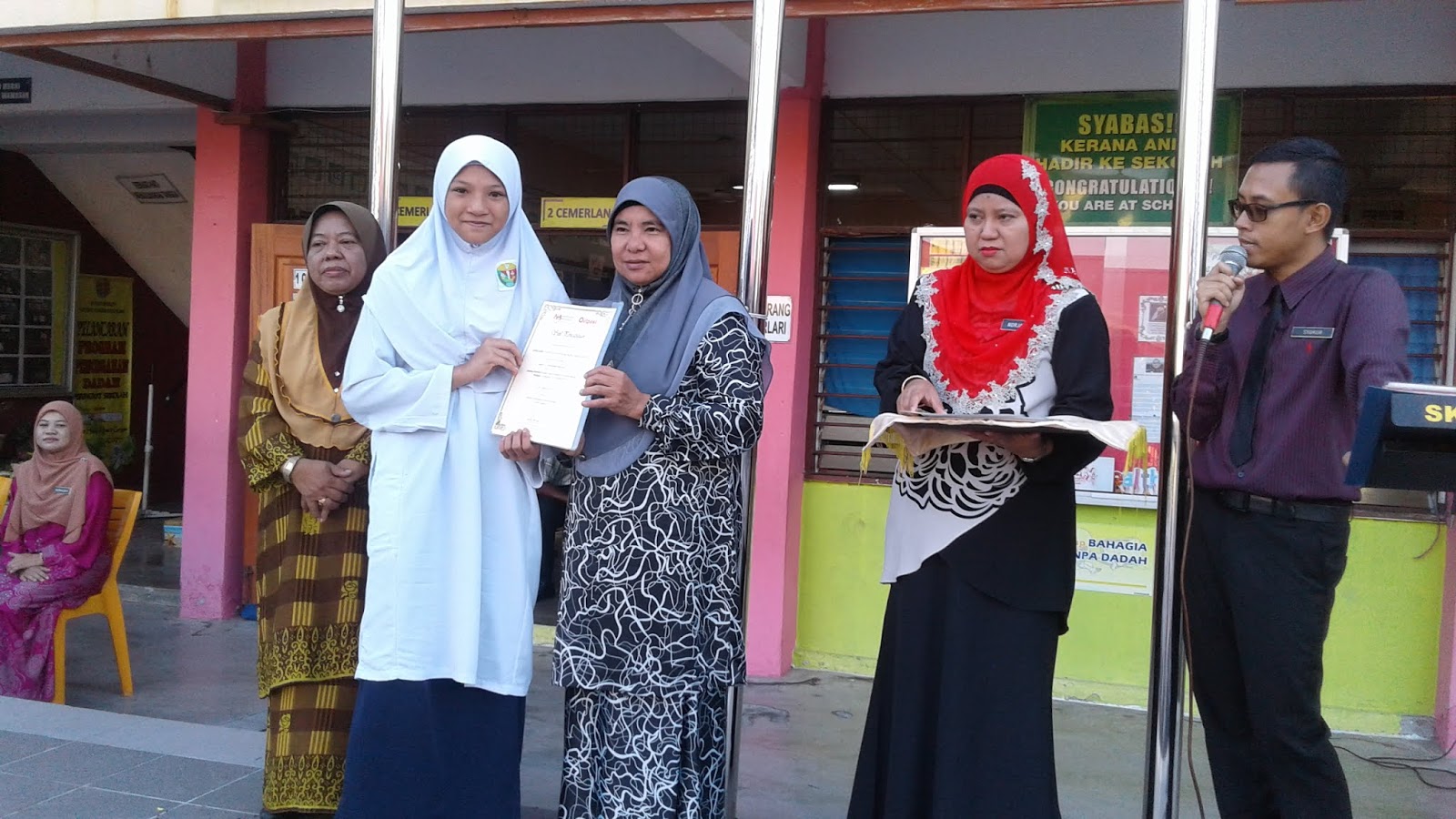 Corat coret warga Sk Pulau Meranti: LAPORAN PERHIMPUNAN RASMI MINGGU KE ...