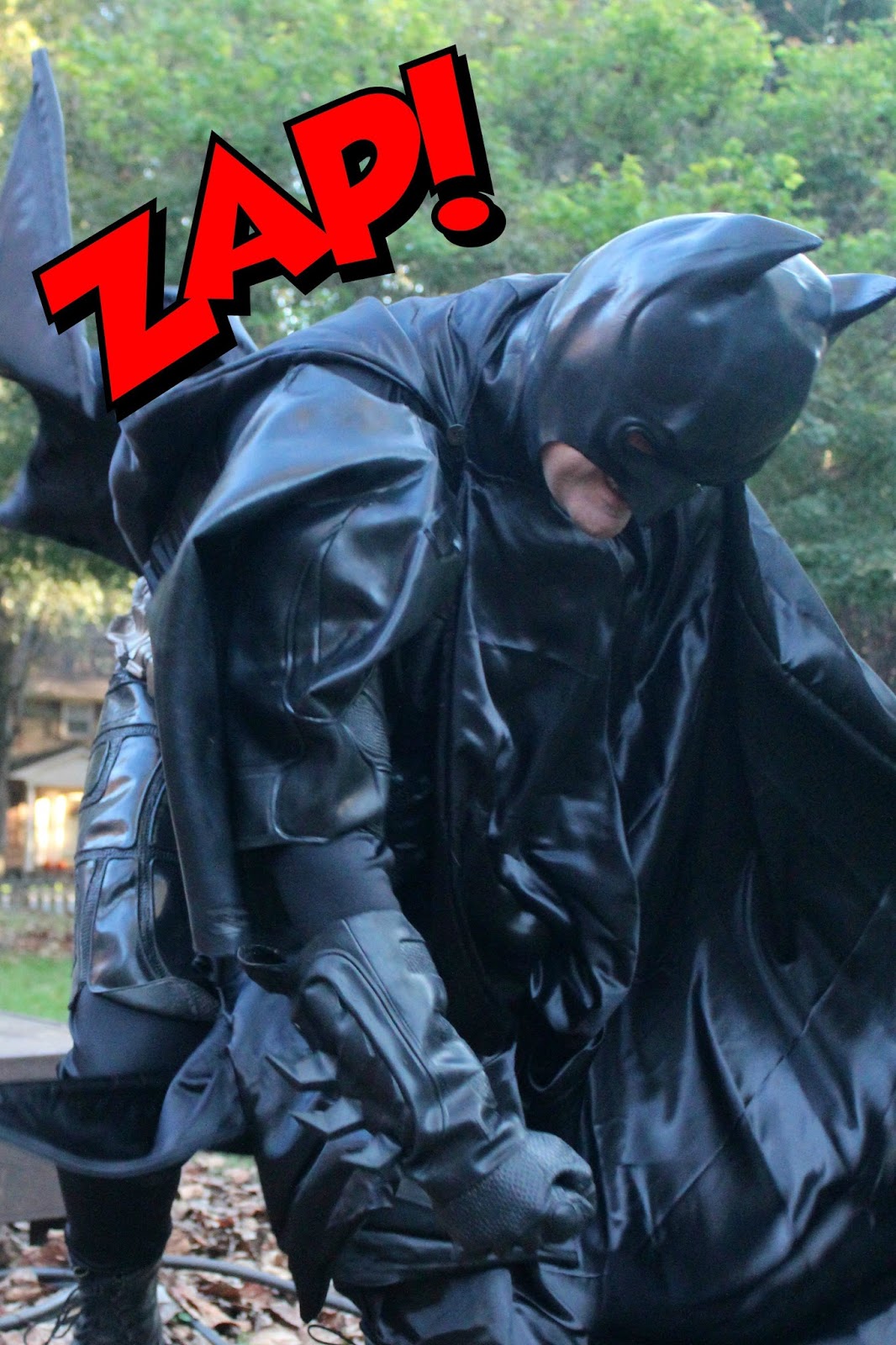 The Harris Sisters: I Need a Hero