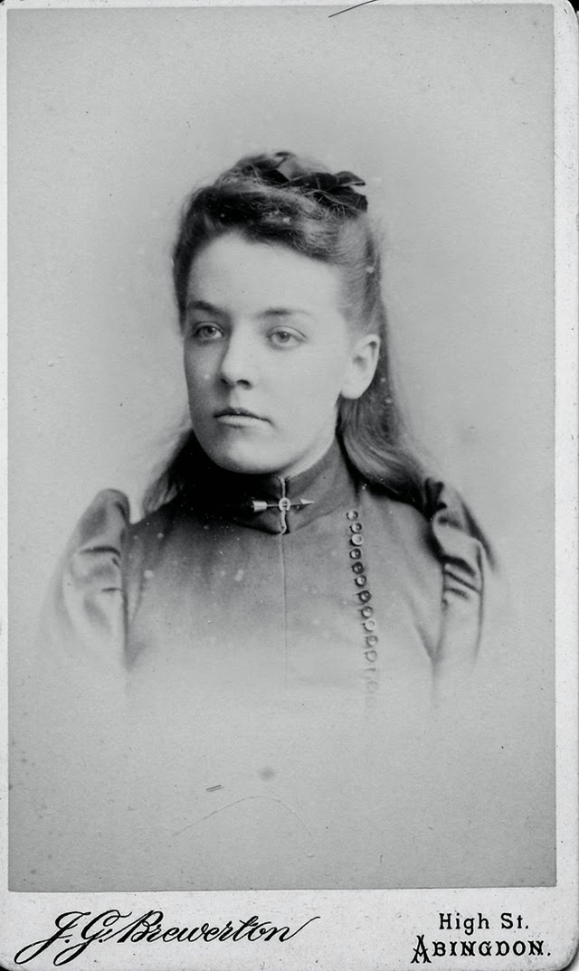 50 Classic Portraits of Pretty Victorian Ladies ~ Vintage Everyday