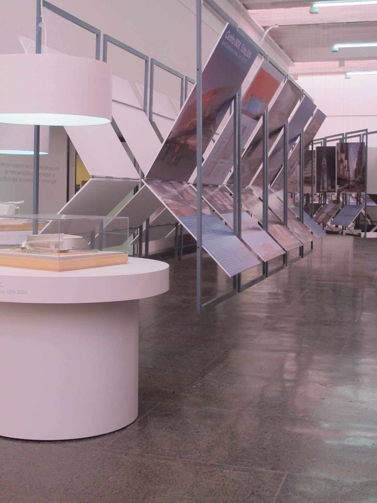All Fashion Allowed: Museo Universitario de las Ciencias y las Artes (MUCA)