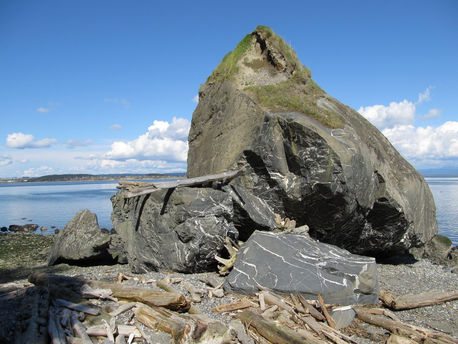 Talk:Glacial erratic boulders of Island County, Washington - Wikipedia