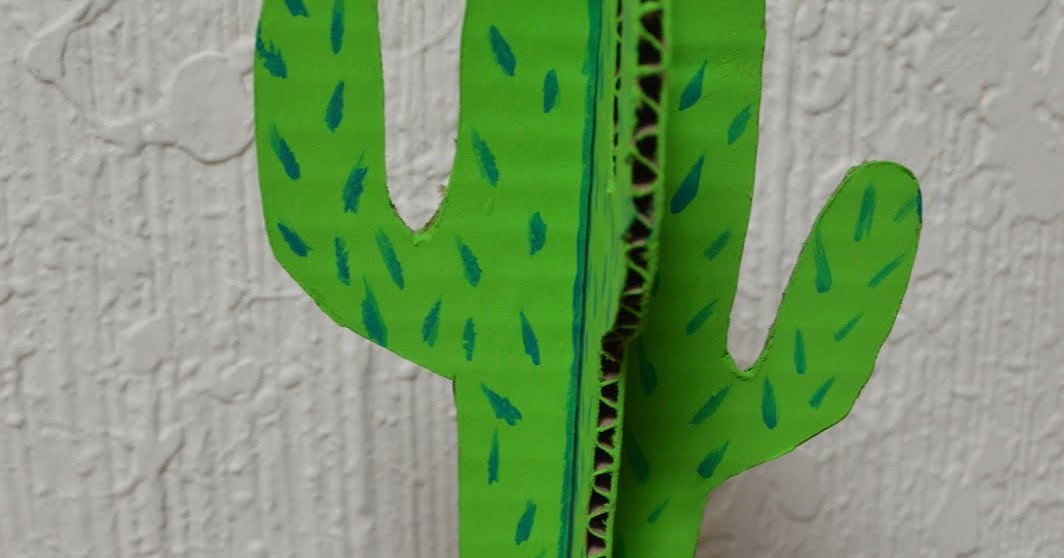 LP: Decoración de Cactus de Cartón