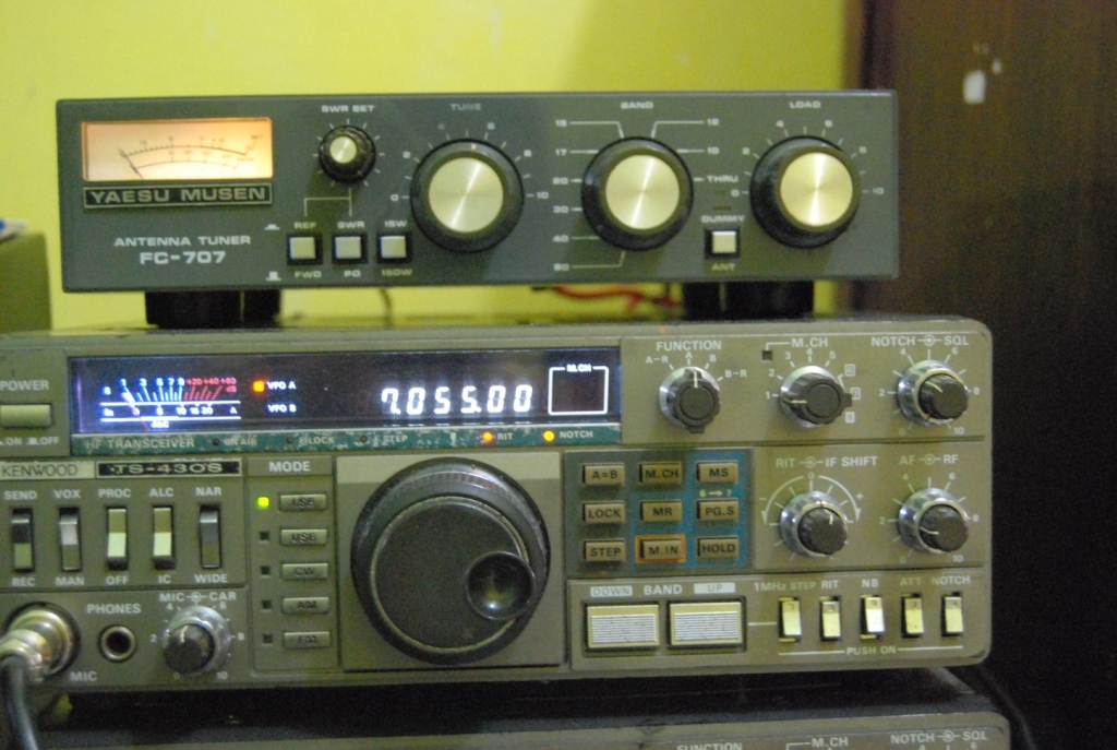 yc2njo.blogspot.com: Di Jual All Bend Kenwood TS 430 S dan Tuner Yaesu ...