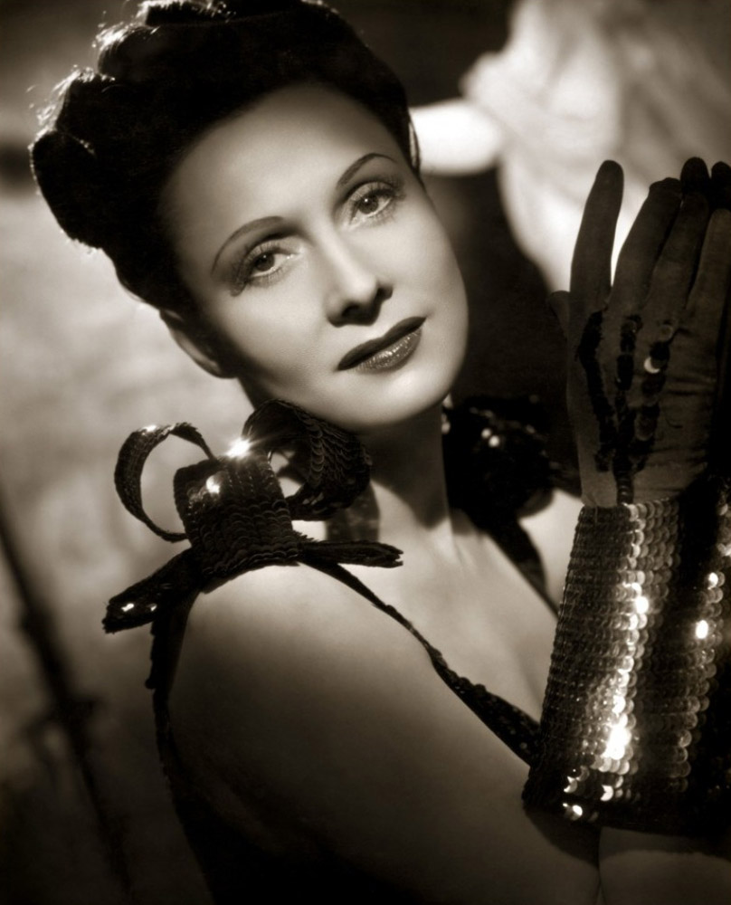 VINTAGE PHOTOGRAPHY: Arletty