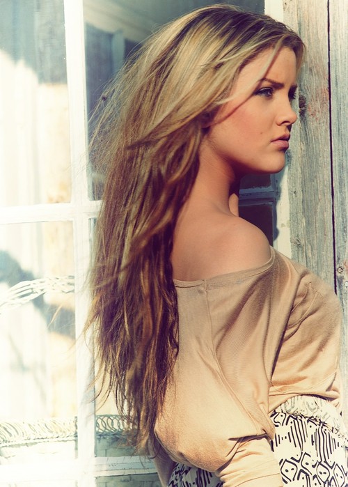 ISABELLA: Molly Rustas: A rather cool blog I'm inspired by