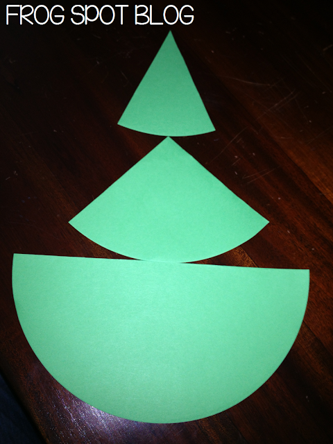 FREE Green Paper Circle Christmas Tree Craft | From the Pond