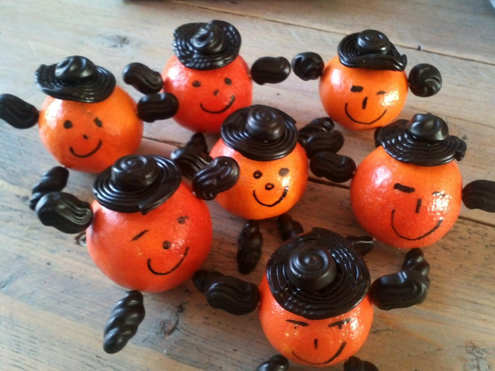 Taarthof: Mandarijn-mannetjes (voor Hayden)