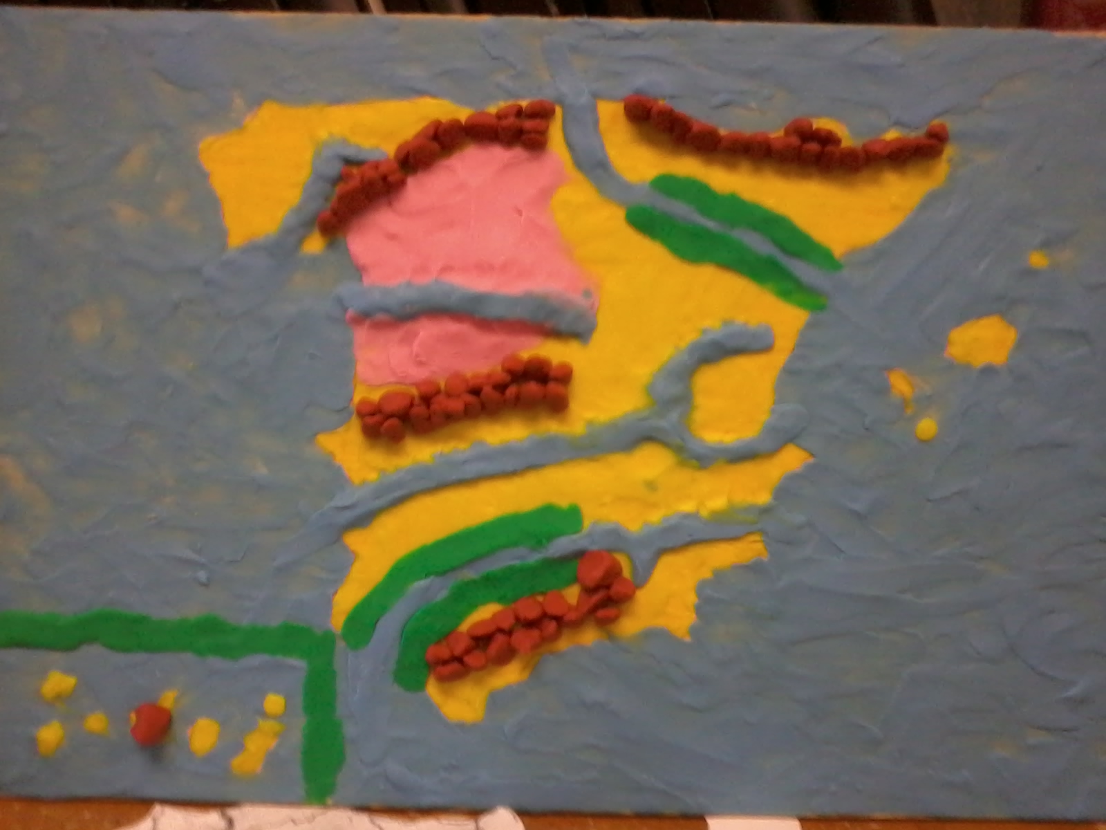 APRENDEMOS A VIAJAR: RELIEVE EN PLASTILINA