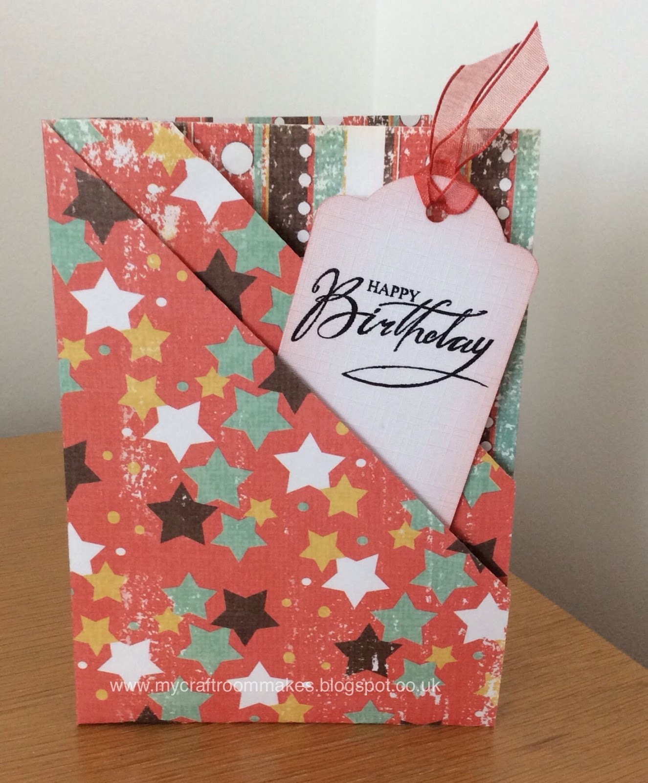 My Craft Room Makes: Pocket Tag Card