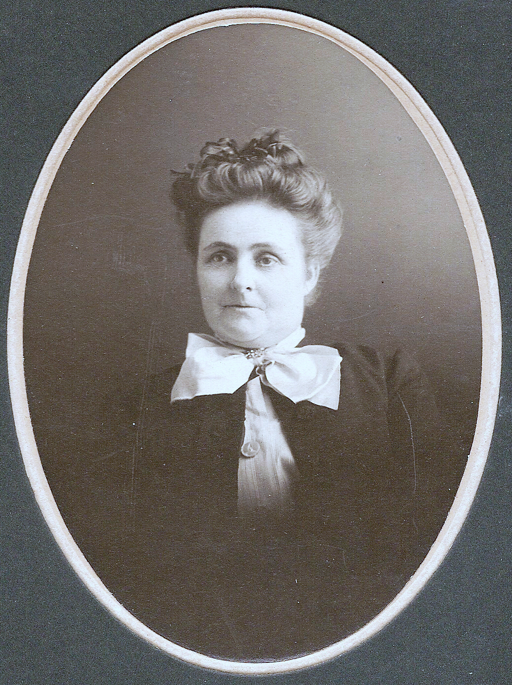 Climbing the Branches of My Family Tree: SUNDAY'S OBITUARY - Elizabeth ...