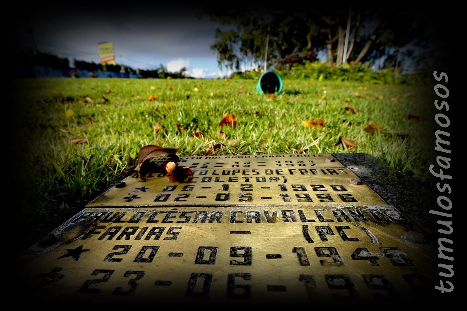 PC FARIAS (Paulo César Farias) - Arte Tumular - 355 - Cemitério Parque ...