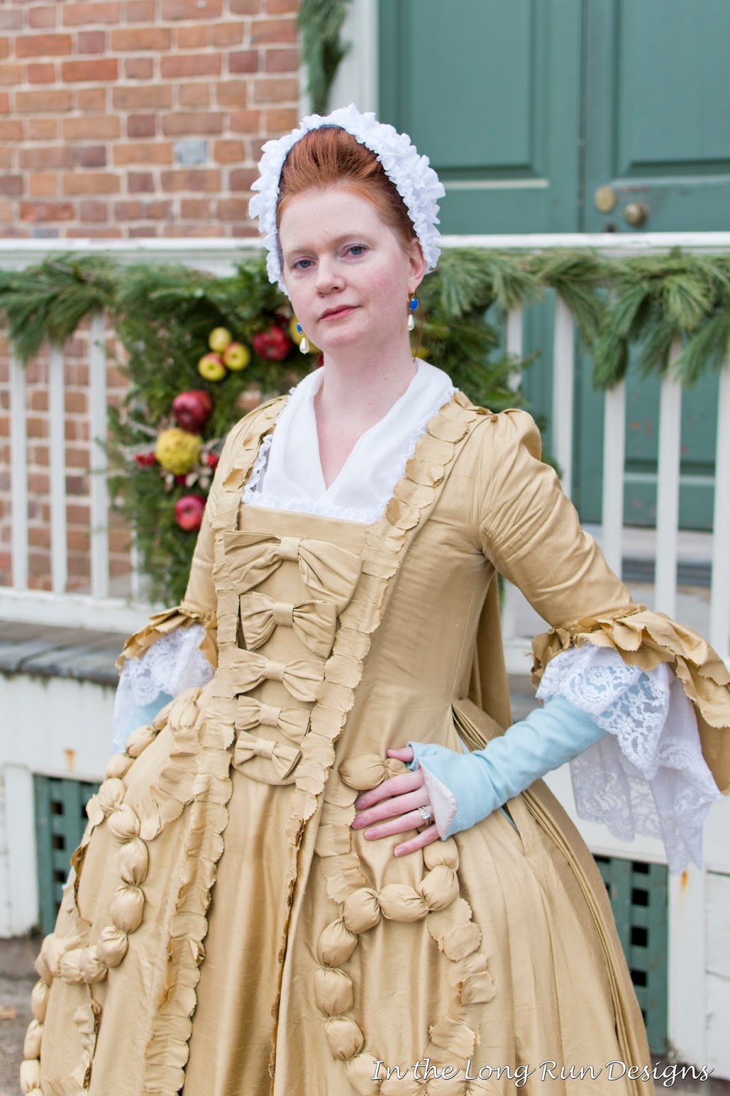 A Sartorial Statement: The Gold Galleon Gown - Finally Complete!