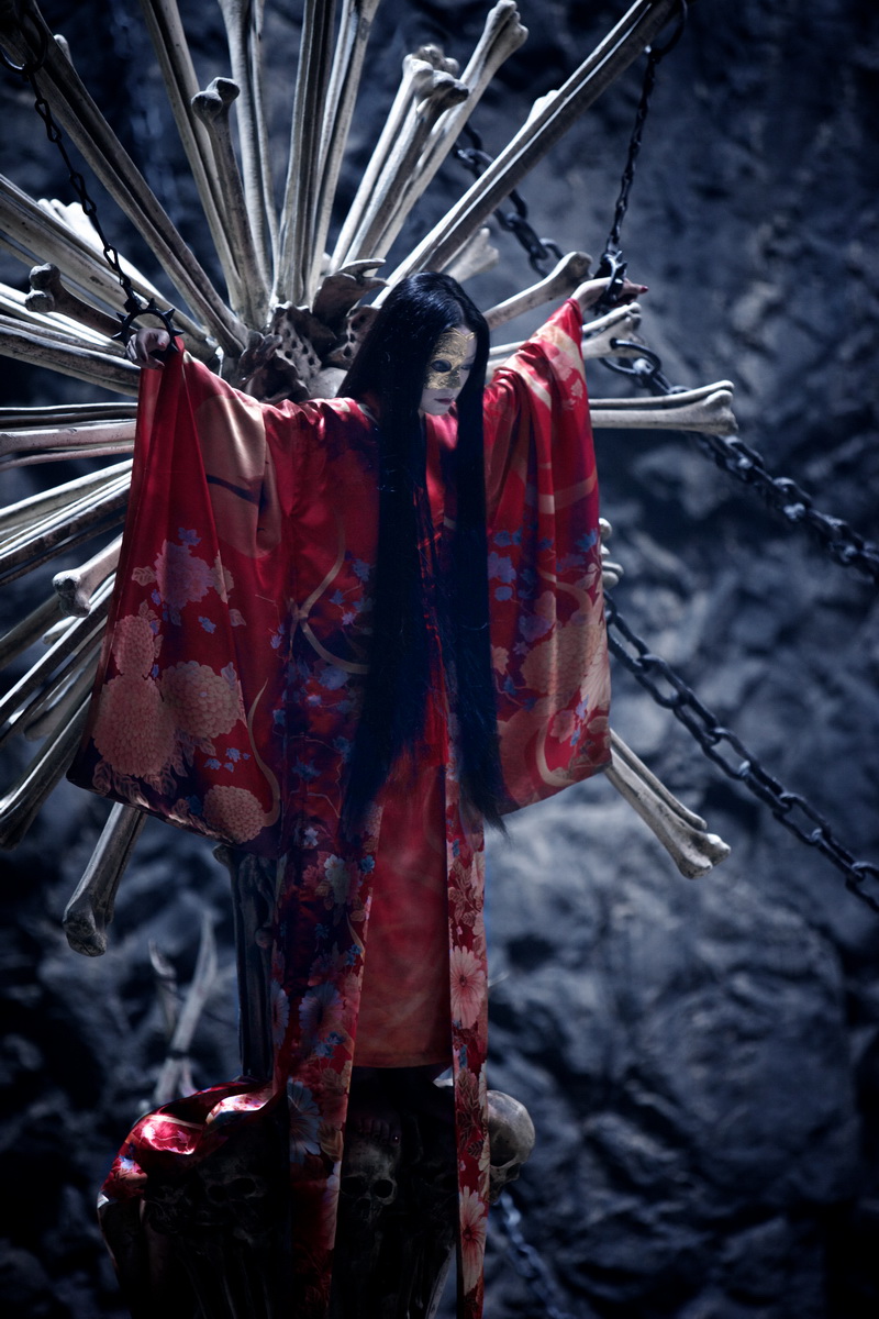 Orquídea de papel: Painted Skin 2: The Resurrection (2012)