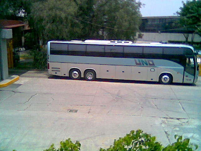 BUSÓPOLIS: AUTOBUSES UNO