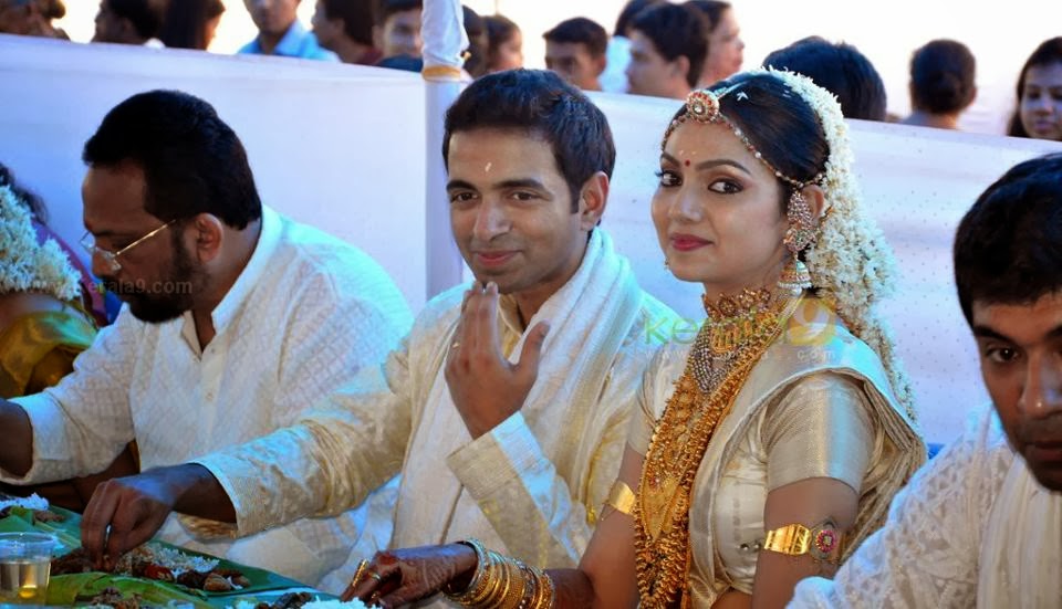 Samvritha Sunil Marriage pictures - sweetNcoolPhotos