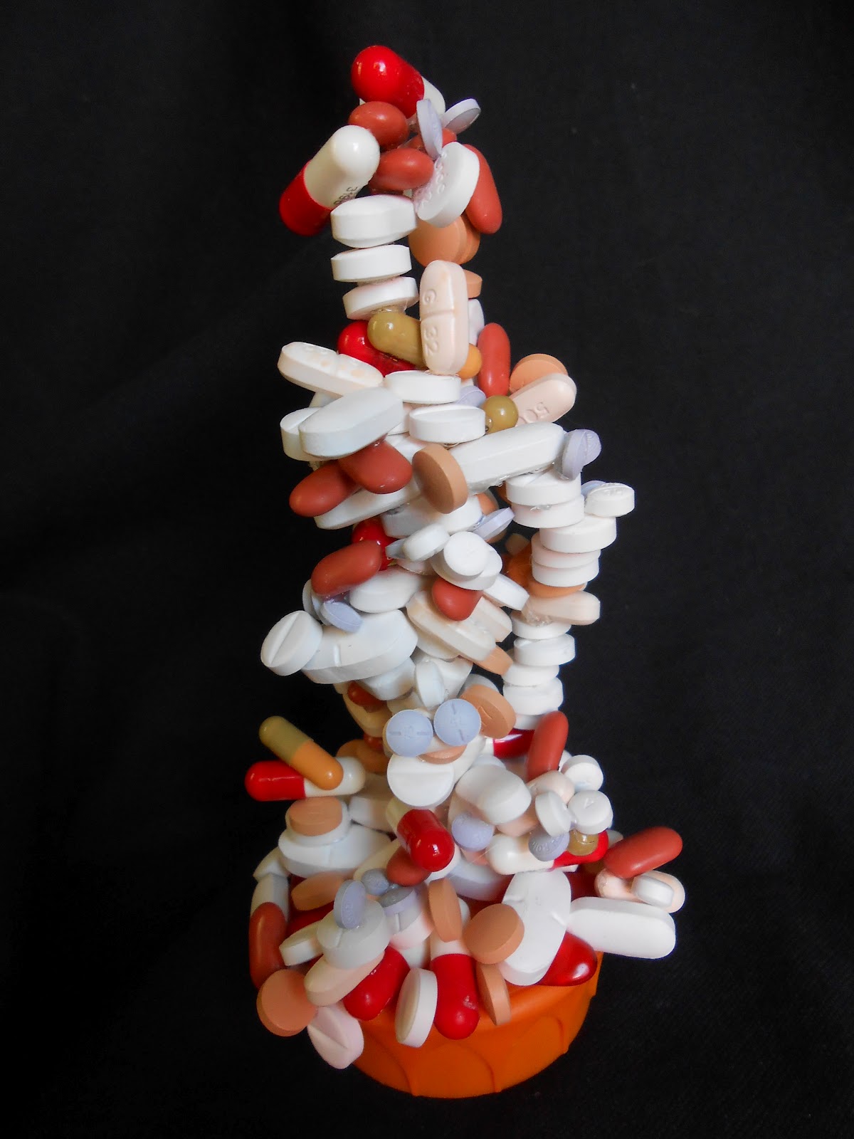 lonack signature: Pill Sculpture - allow Creativity to flow