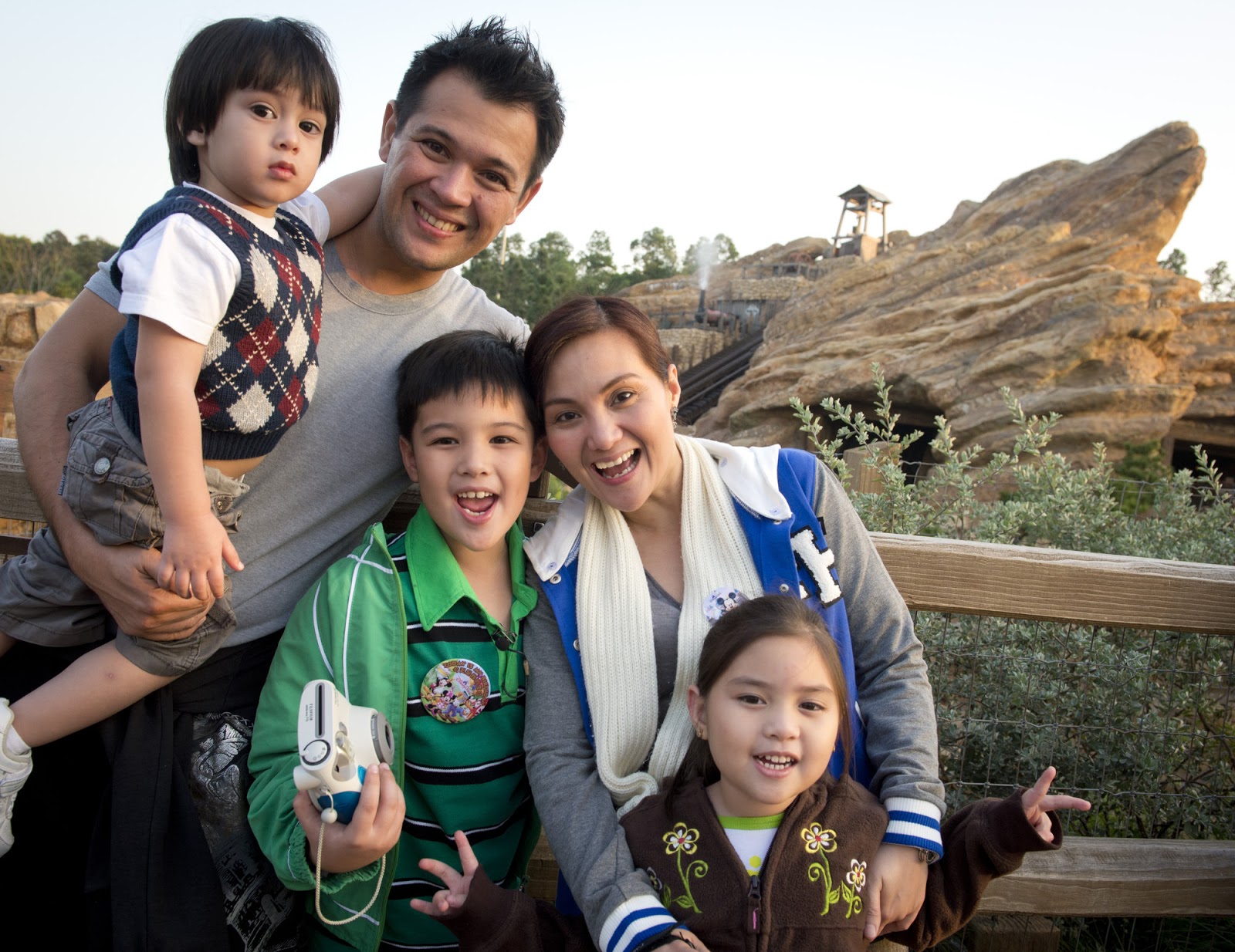 Manual to Lyf: Gladys Reyes and family fill little son’s birthday with ... Manual to Lyf: Gladys Reyes and family fill little son’s birthday with ...