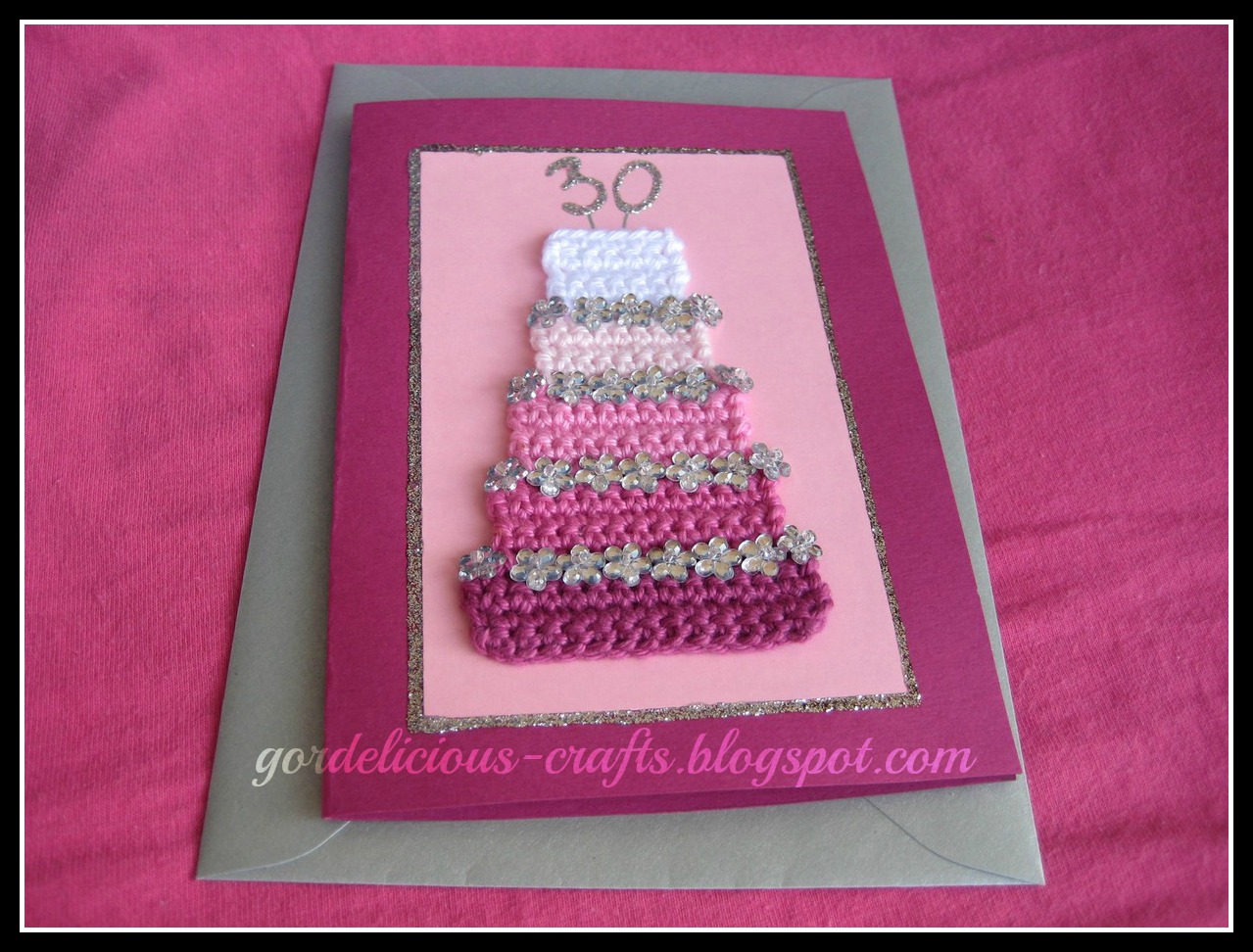 gordelicious creative crafts: Birthday card with crochet cake