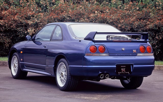 One Man's Lonely Adventures In His R33 Skyline GT-R: How The R33 GT-R ...