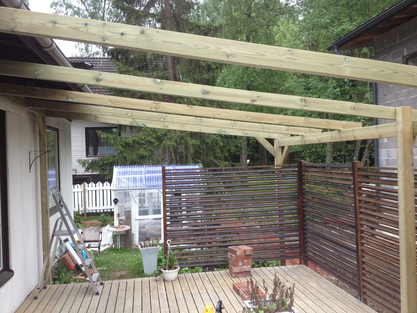 Omakotitalon ja hermojen remontti- ja kunnostusprojekti vailla ...