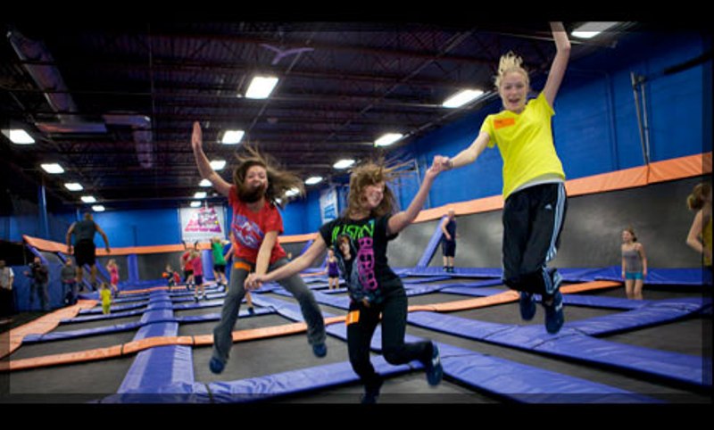 Crafty Girl: Sky Zone