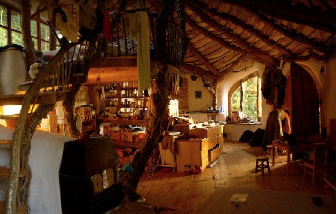 Coolest Cabins: The Hobbit House, Wales