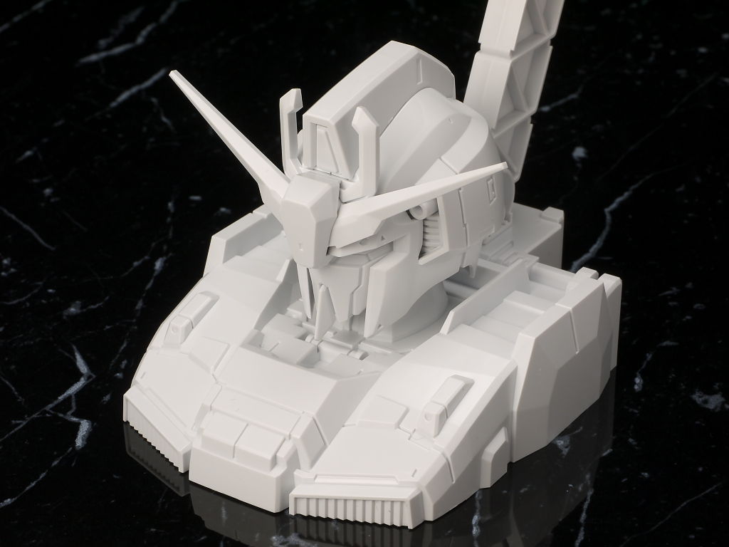 GUNDAM GUY: 1/48 Zeta Gundam Head Display w/ January 2013 Issue of ...