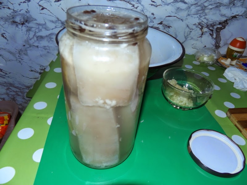 Lulu - Povesti din Bucatarie: Sunca la borcan