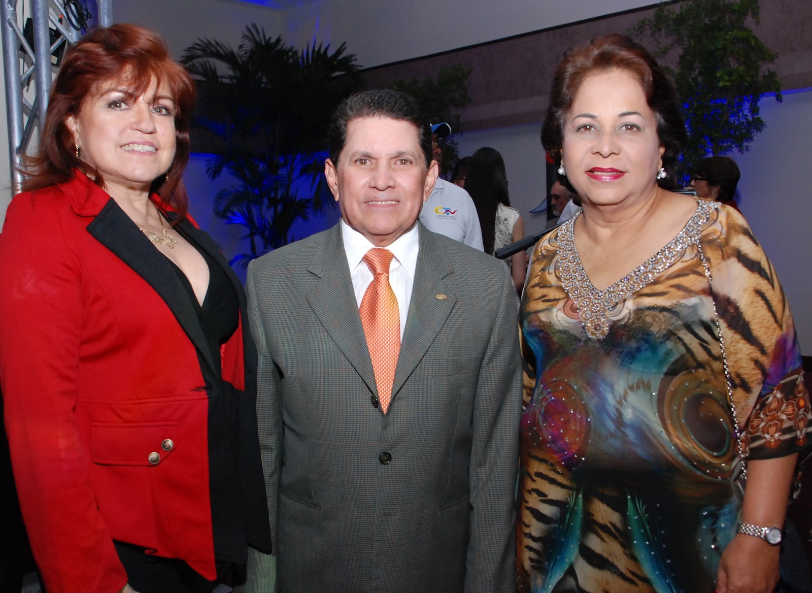 Las Sociales y Espectaculos: HOTEL INTERCONTINENTAL V CENTENARIO ...