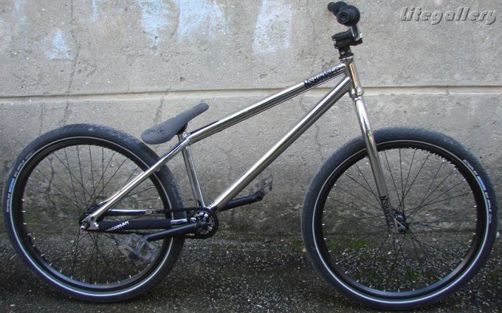 Litegallery: Ns Capital + Ns RNS by Acid Label