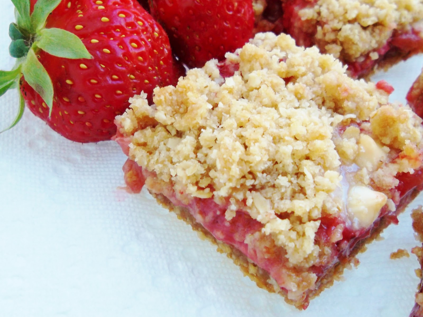 Our Beautiful Mess: Strawberry Crumb Bars