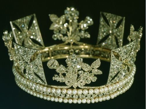 Marie Poutine's Jewels & Royals: Pretty Tiaras!